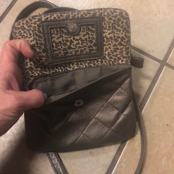 Kim Rogers | Bags | Kim Rogers Metallic Pewter Messenger Bag | Poshmark